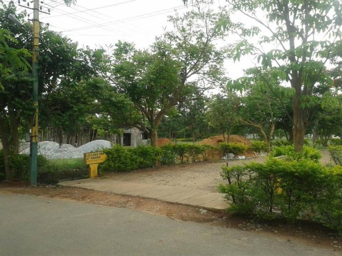 40x60 (2400sqft) for sale in LG Lake Dew on Hennur Main Road | Global ...